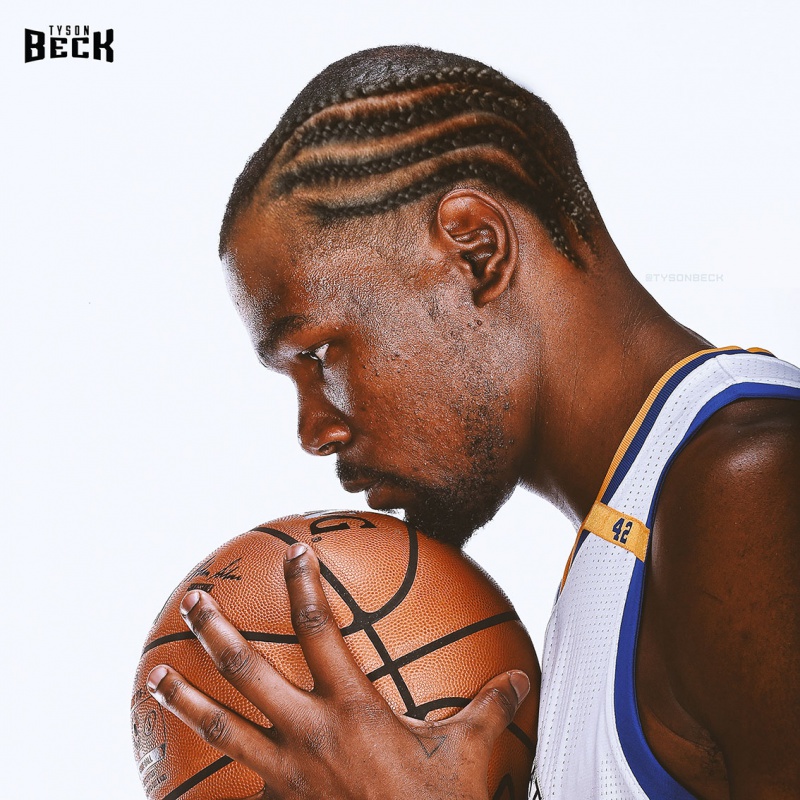 Fresh Faces x Old Cuts: Tyson Beck zeigt NBA-Stars in Oldschool-Frisur
