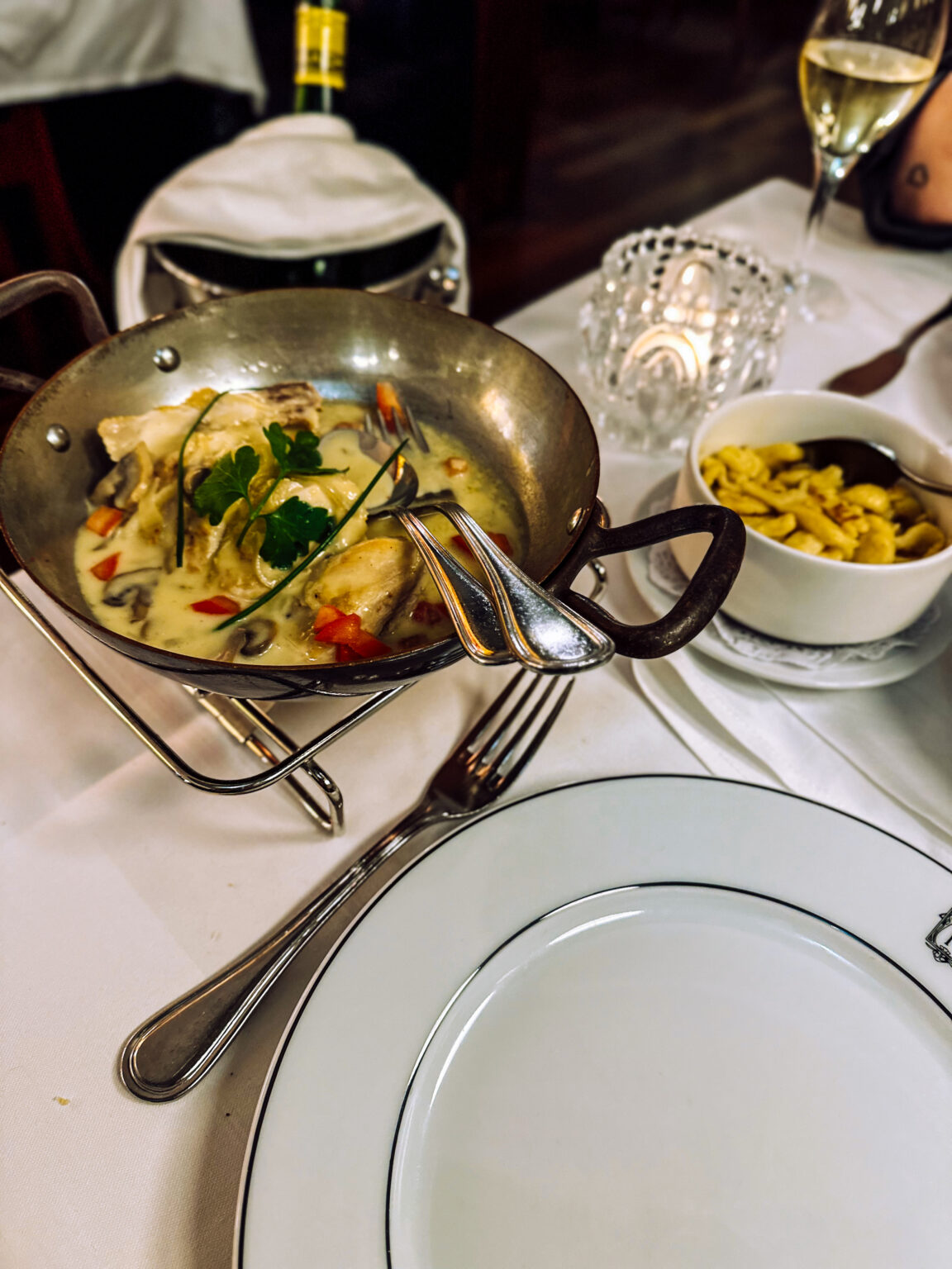 Food Spots Straßburg: Kulinarik-Tipps von Flammkuchen bis Wein