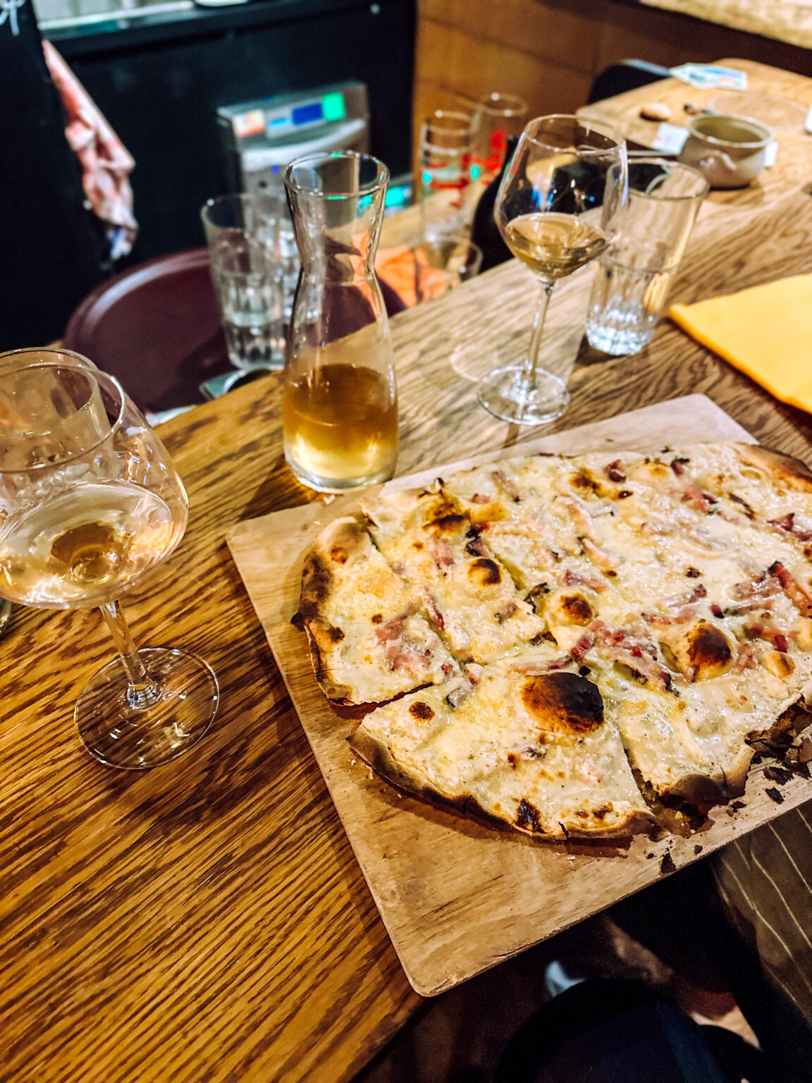Food Spots Straßburg: Kulinarik-Tipps von Flammkuchen bis Wein